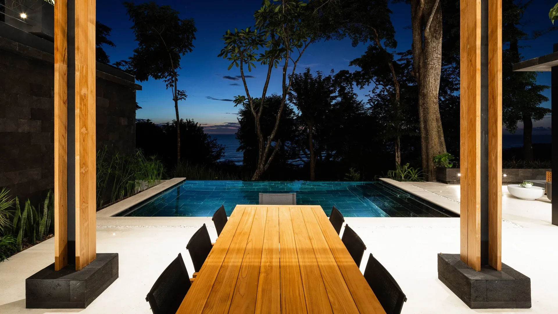 Magna Pacific Villas | Stay with a large group at these Private Villas ...